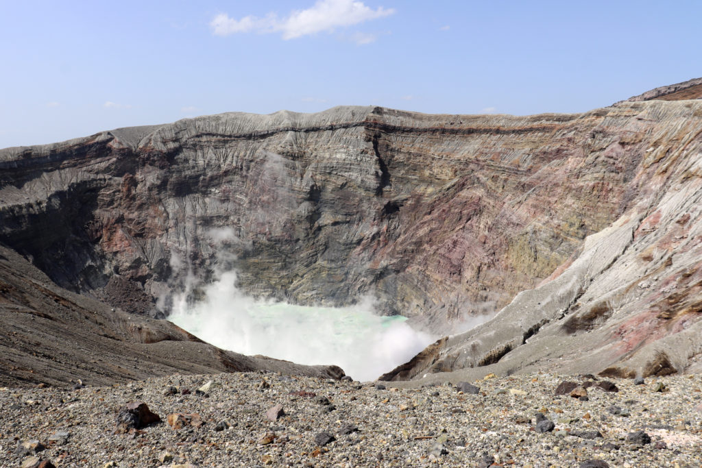 Mount Aso | Japan KYUSHU Tourist ジャパン九州ツーリスト株式会社