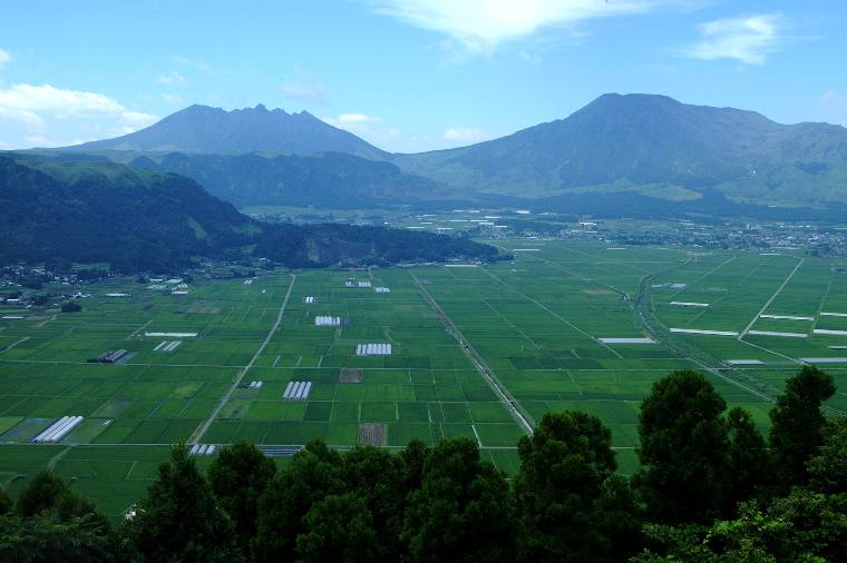 How was the great nature of Aso created? | Japan KYUSHU Tourist ...