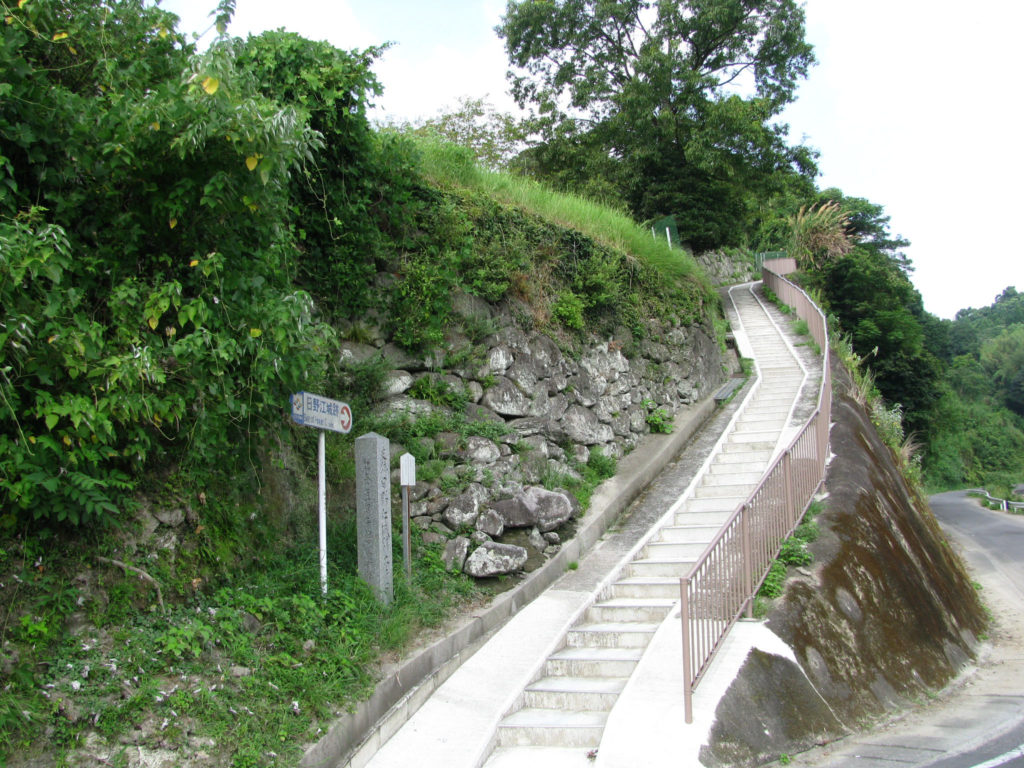 Hinoe Castle Ruins | Japan KYUSHU Tourist ジャパン九州ツーリスト株式会社