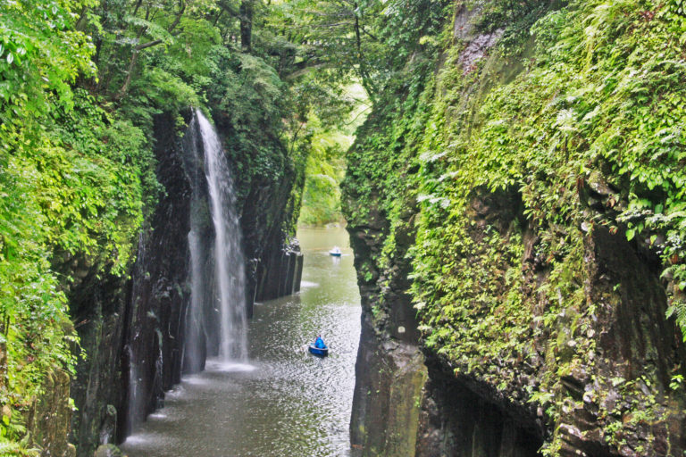 Takachiho Gorge | Japan KYUSHU Tourist ジャパン九州ツーリスト株式会社